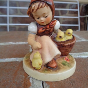 Vintage Hummel Figurine Chick Girl TMK-5 1970's Germany Goebel Collectible Chickens - Etsy