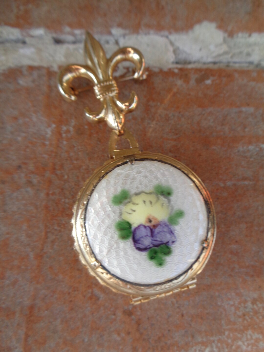 Vintage Coro Locket 4 Way Photograph Flowers Floral Pansy Violet ...