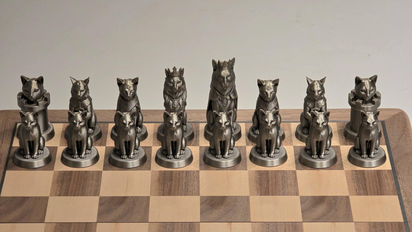 Cat Vs Dog Chess Set, 3D Printed Animal Chess Pieces, Cute Pet Lover ...