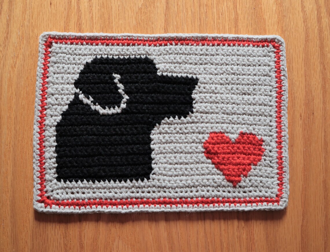 Black Lab Crochet Pattern. Instant Download Labrador Retriever - Etsy