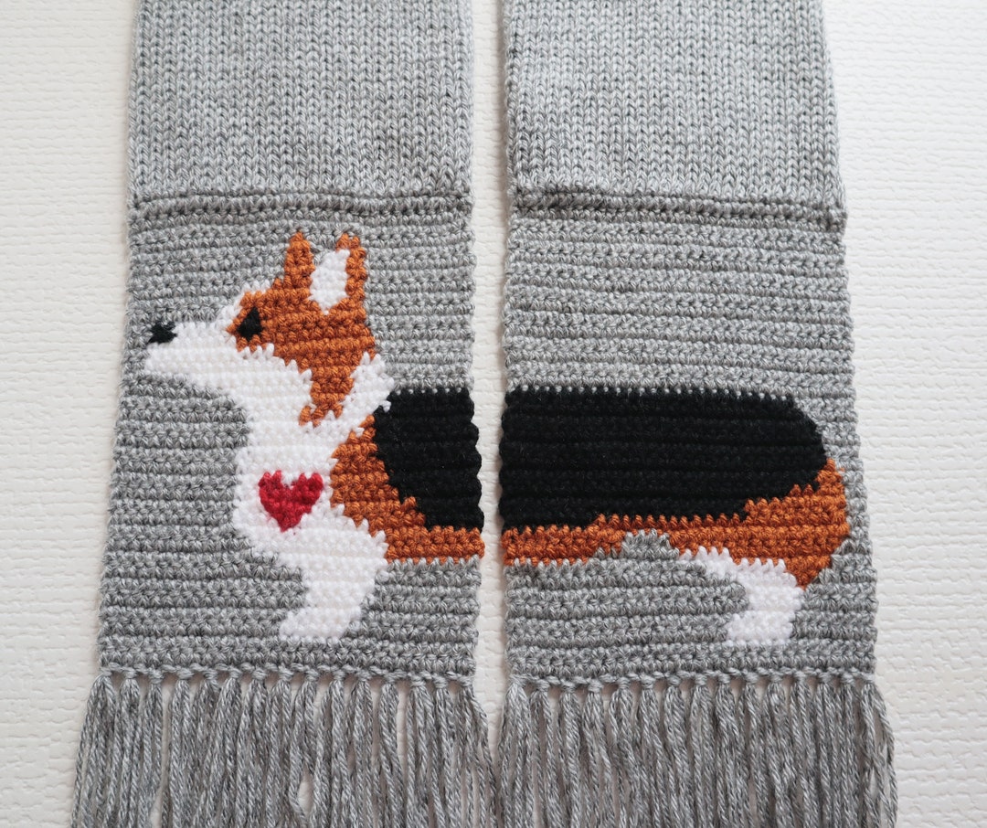 Corgi Dog Scarf. Gray Heather Crochet and Knitted Scarf With a Tricolor ...