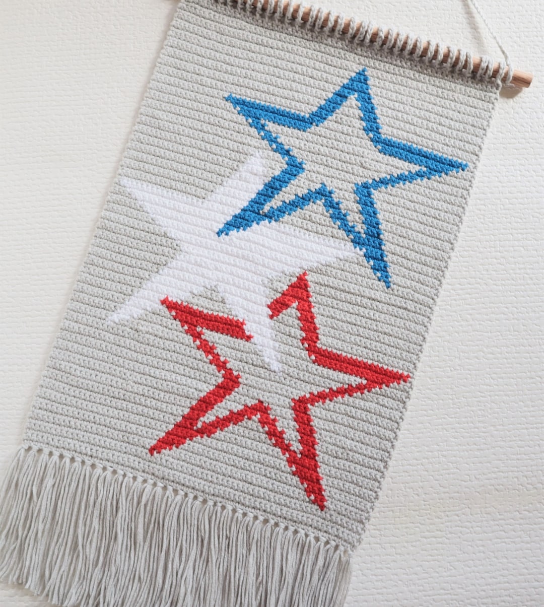 Stars Wall Hanging Crochet Pattern. DIY Red, White and Blue Star Decor ...