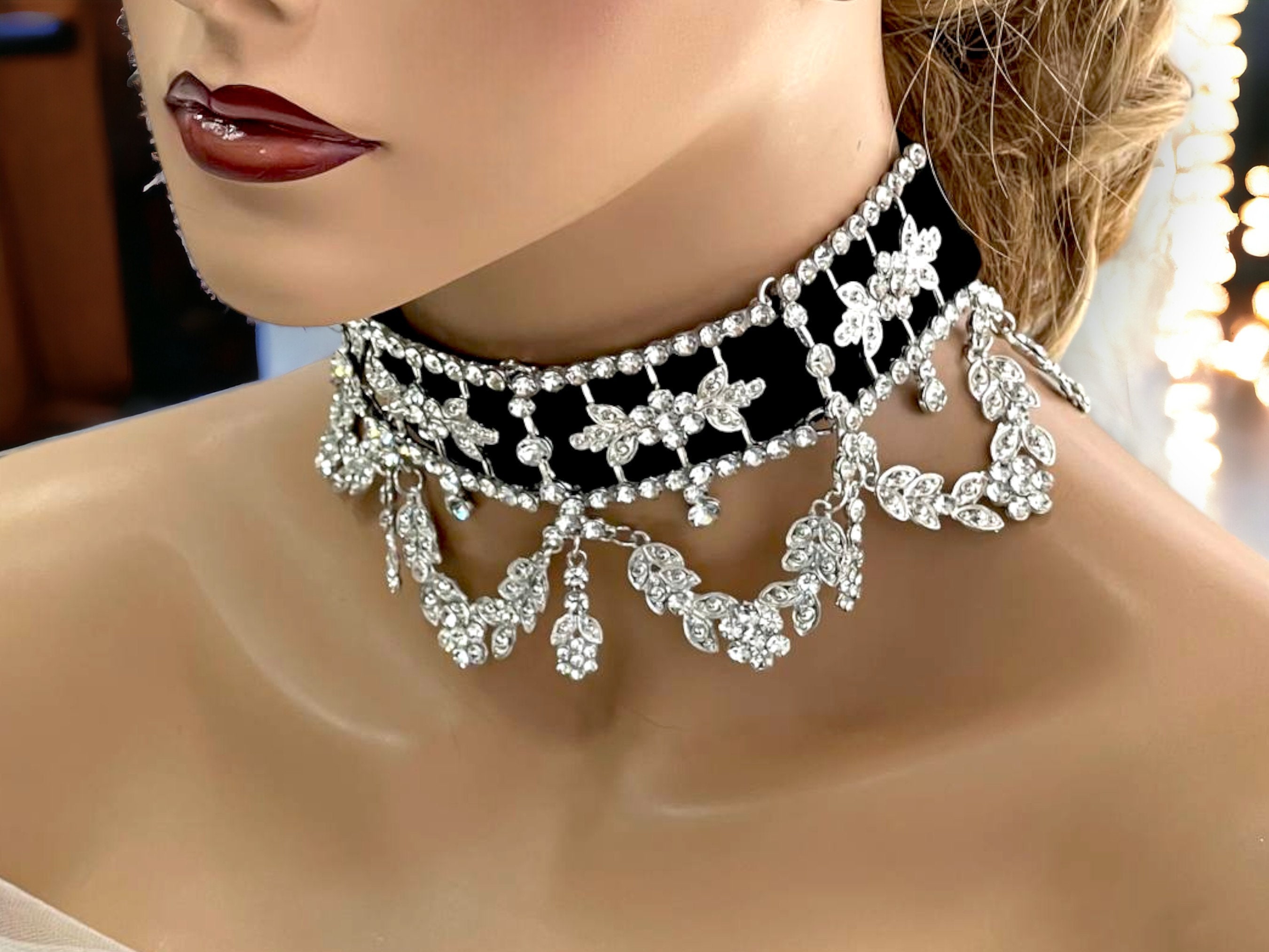 Victorian Crystal Choker Necklace Statement Bridal Collar Choker Elegant Black Velvet Collar for Weddings Special Events Gift for Her