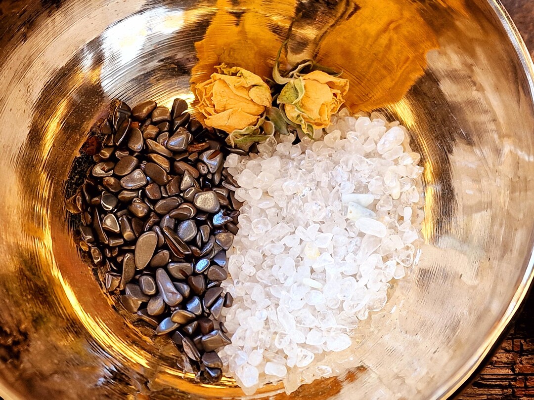 Charging Stones - Discharging Stones Made of Rock Crystal & Hematite ...
