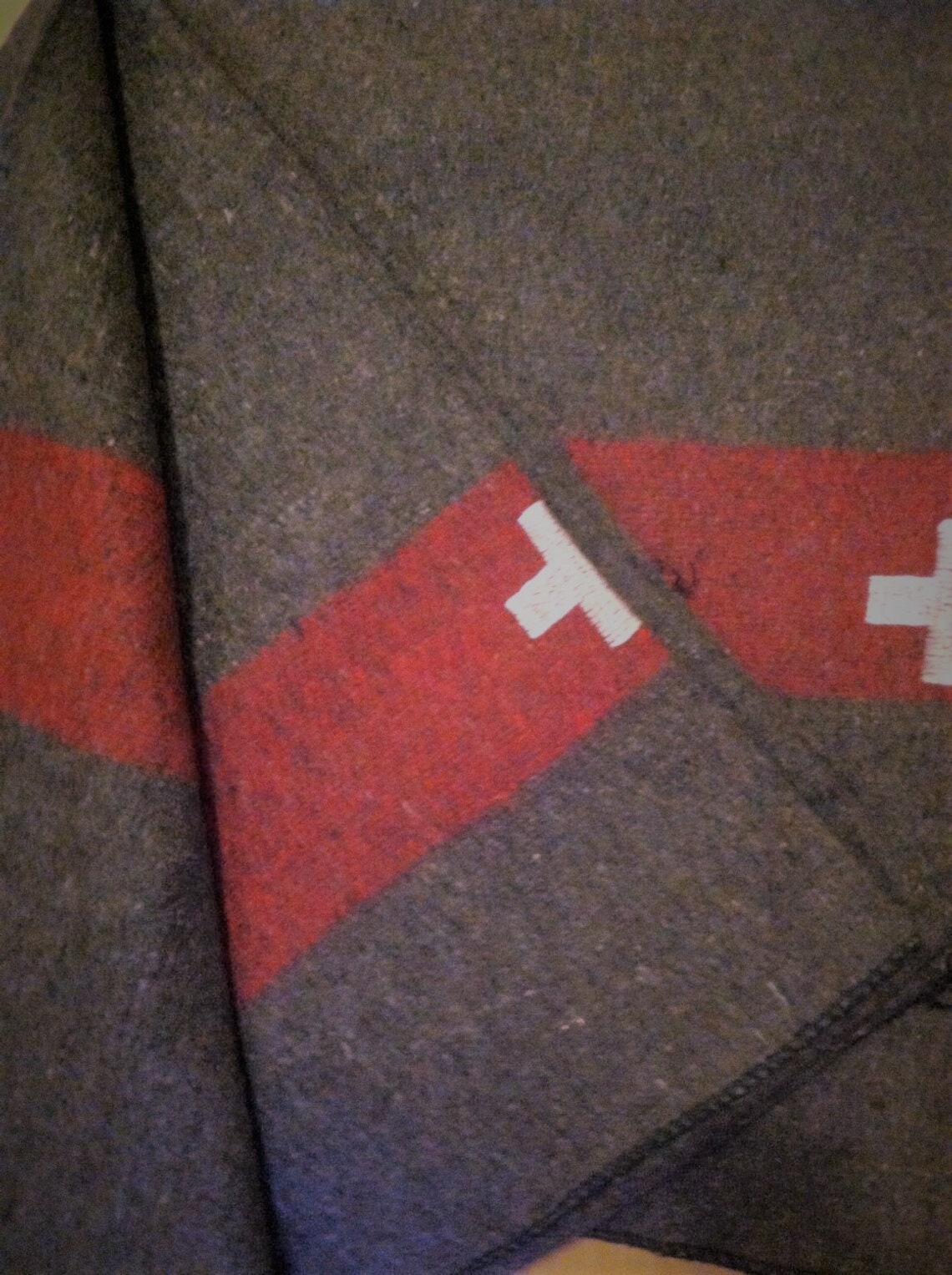 Swiss Army Wool Blanket / Outdoor Rustic Blanket for Cabins - Etsy