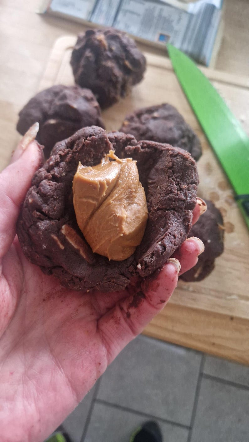 Biscoff Stuffed Chocolate Cookies – Gooey Lotus Spread, UK Delivery - Etsy