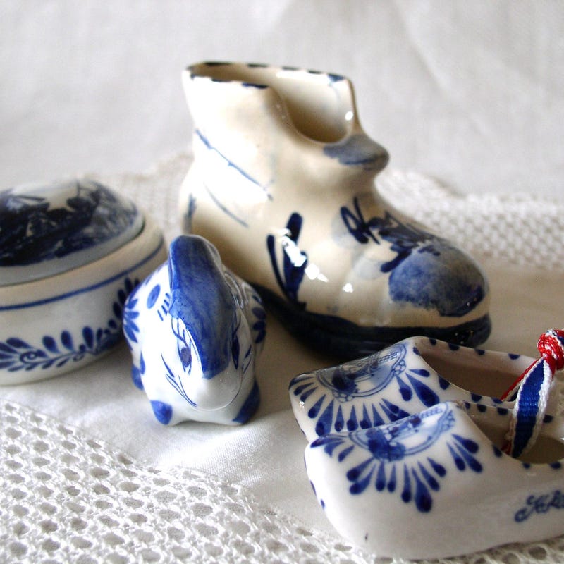 Delft Shoe - Etsy