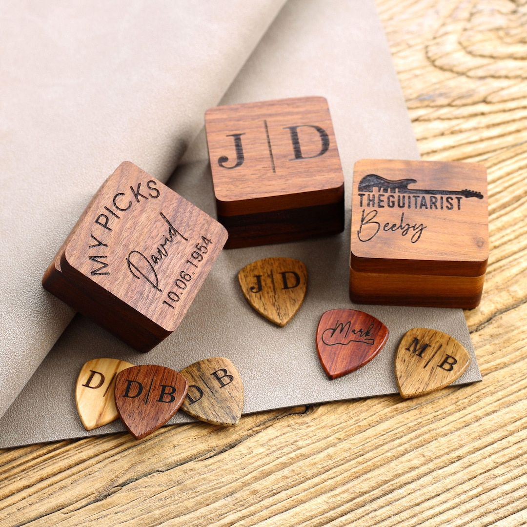 Personalized Walnut Wood Guitar Pick Box: Engraved Plectrum Case - Etsy