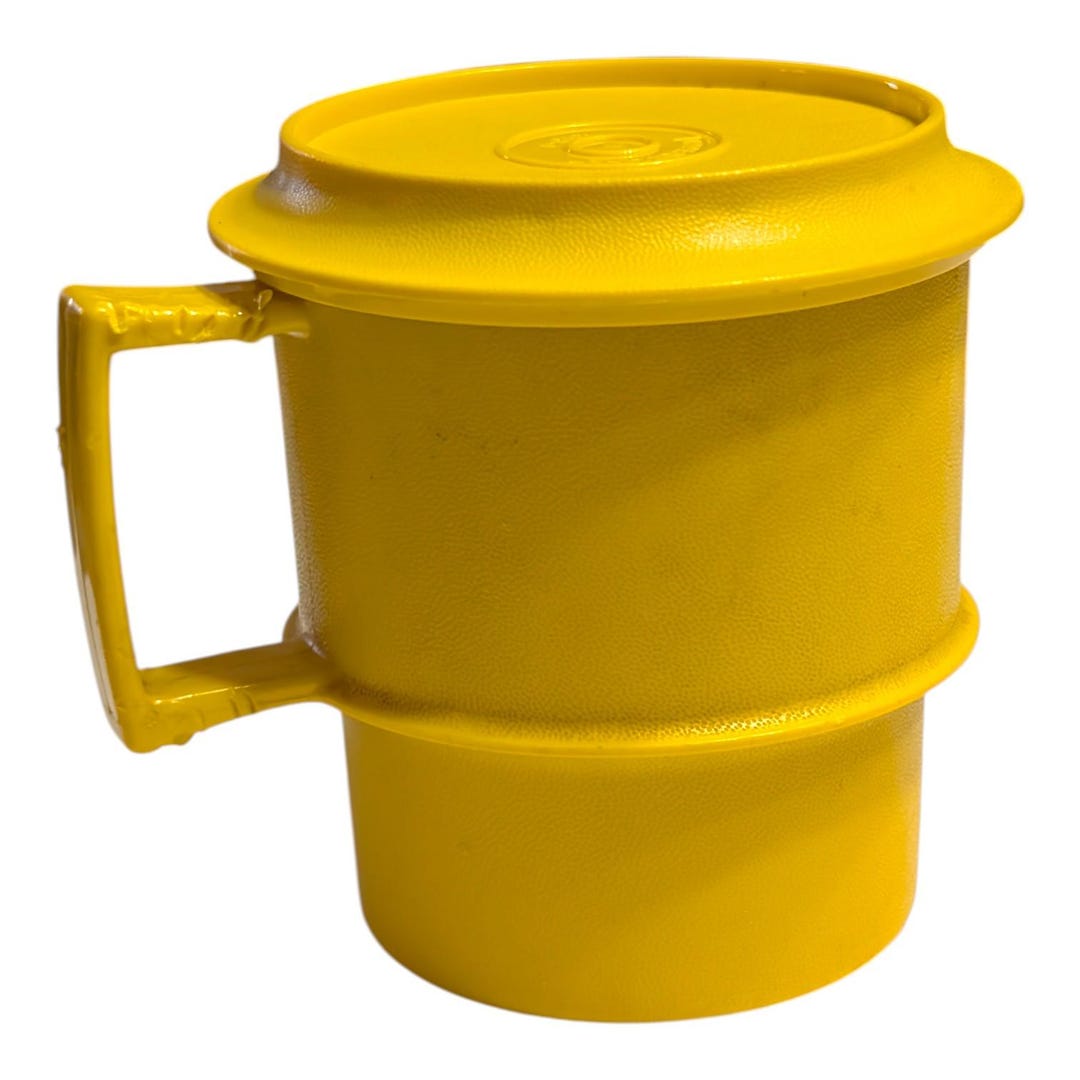 VTG Tupperware Yellow Coffee Mug Cup With Lid Travel Kitchenware USA - Etsy