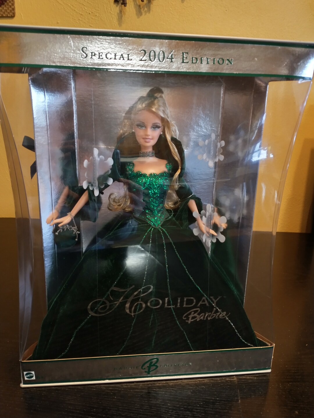 Barbie Holiday 2004 - Etsy