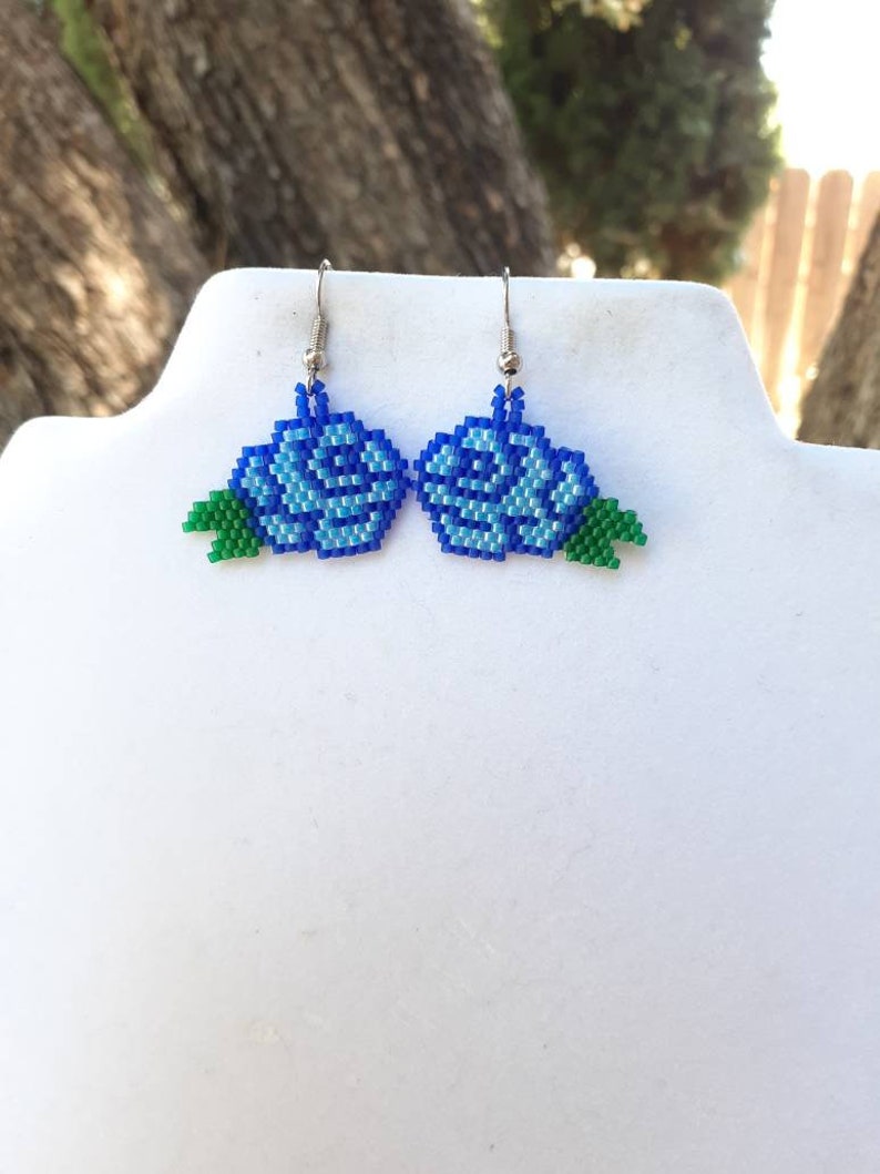 Beautiful Native American Style Beaded Dark Blue & Blue Rose | Etsy