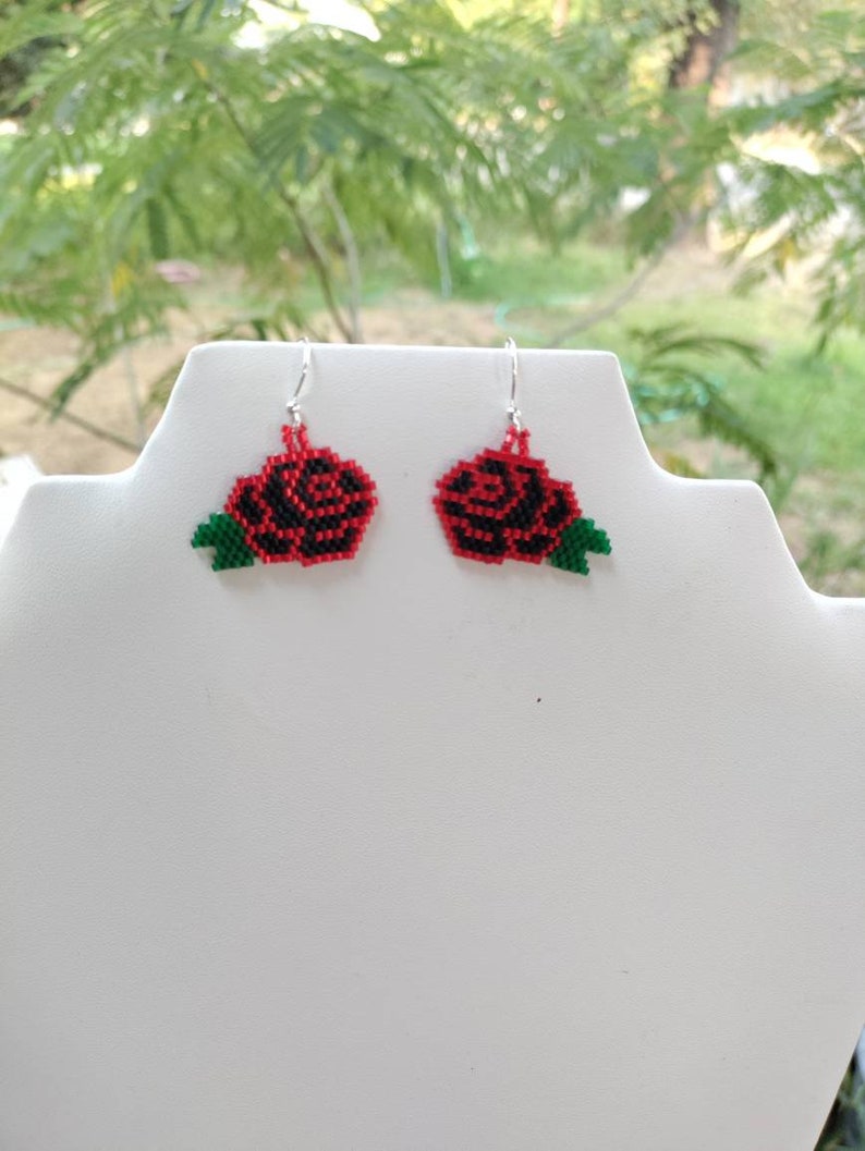 Beautiful Native American Style Beaded Black and Red Rose | Etsy