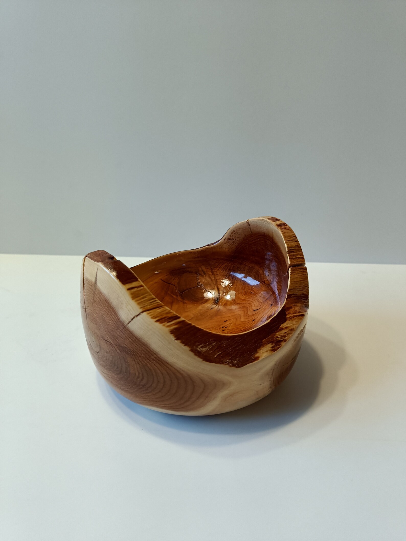Handcrafted Juniper Wood Bowl: Natural Edge Lathe-turned Nut Bowl - Etsy
