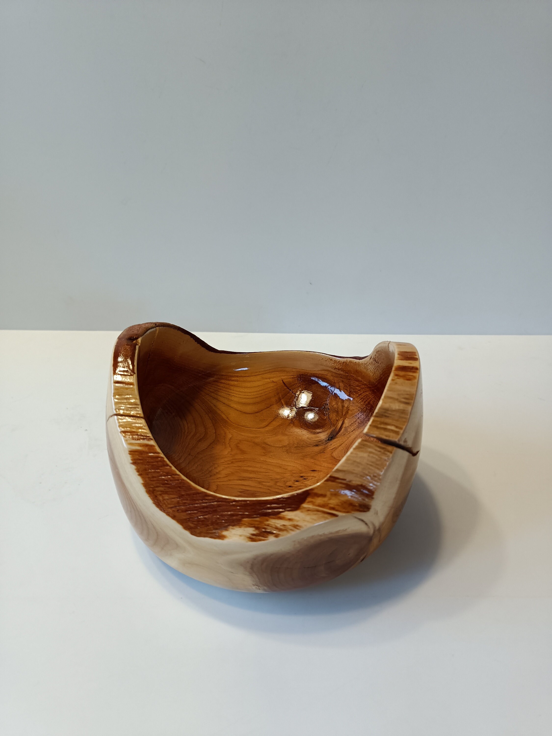 Handcrafted Juniper Wood Bowl: Natural Edge Lathe-turned Nut Bowl - Etsy