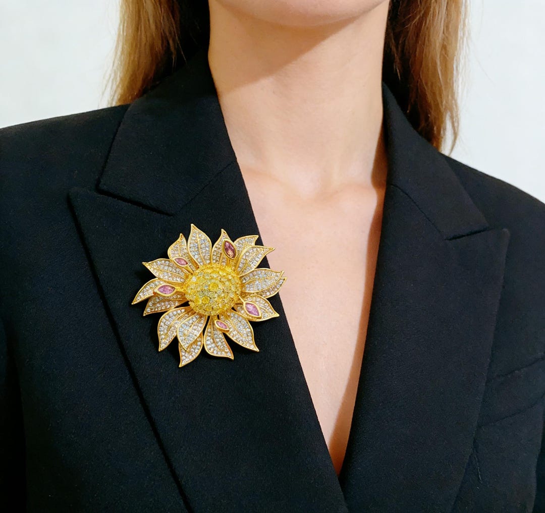 Radiant Sunflower Brooch, Gold Big Flower Pin, Elegant Pave Rhinestone ...