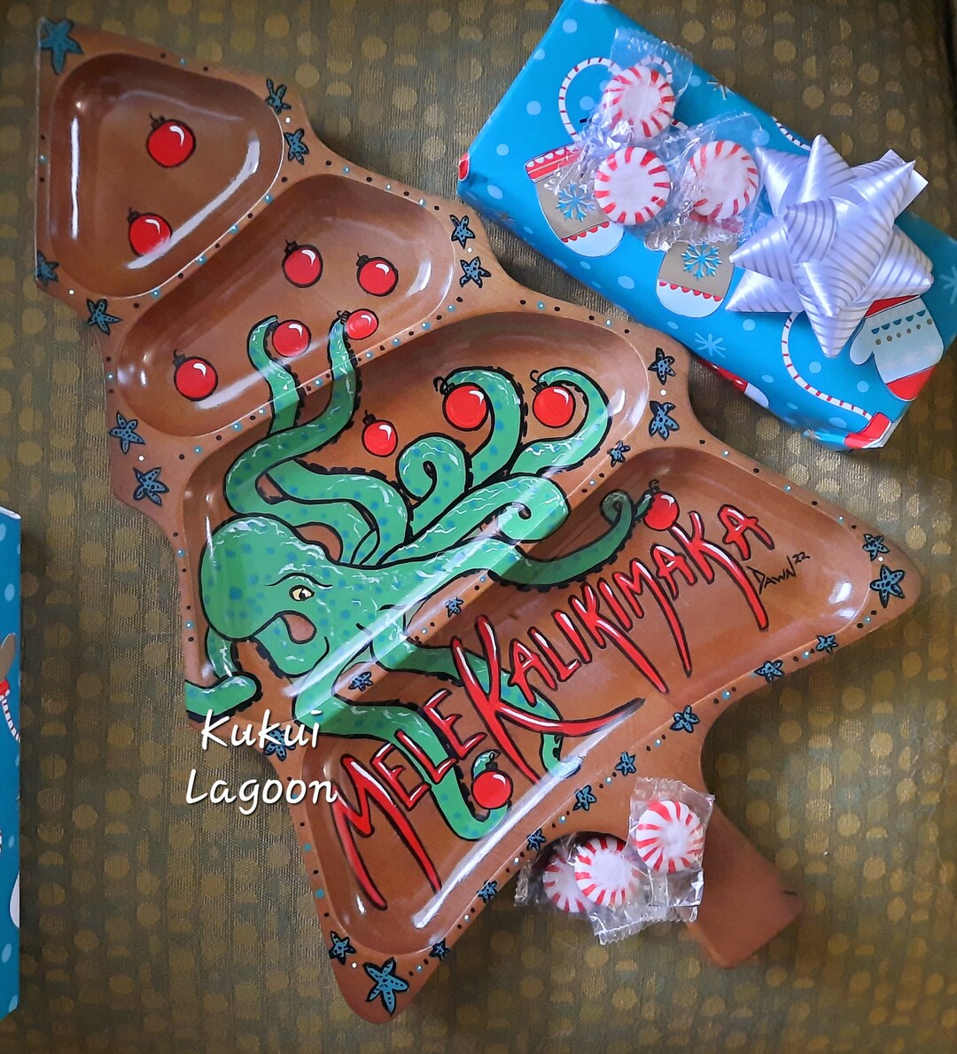 Octopus Christmas Tree-shaped Wood Tray, Hand Painted Mele Kalikimaka ...