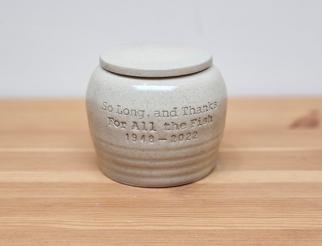 Handmade Pet Urn | Plain Design | Simple Urn | Ceramic Pet Urn | Urn ...