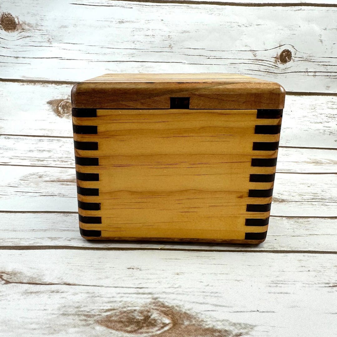 Finger Joint Wooden Box 5.75" - Etsy