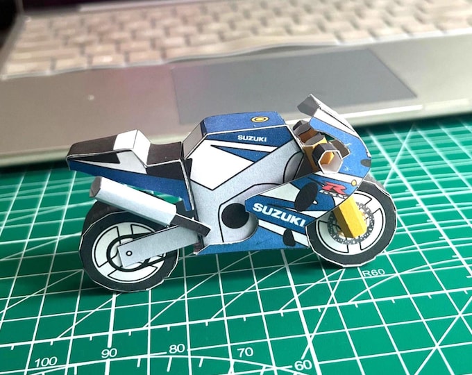 DIY Papercraft Sports Bike,paper Toy, Suzuki Gsxr 1000,lowpoly ...