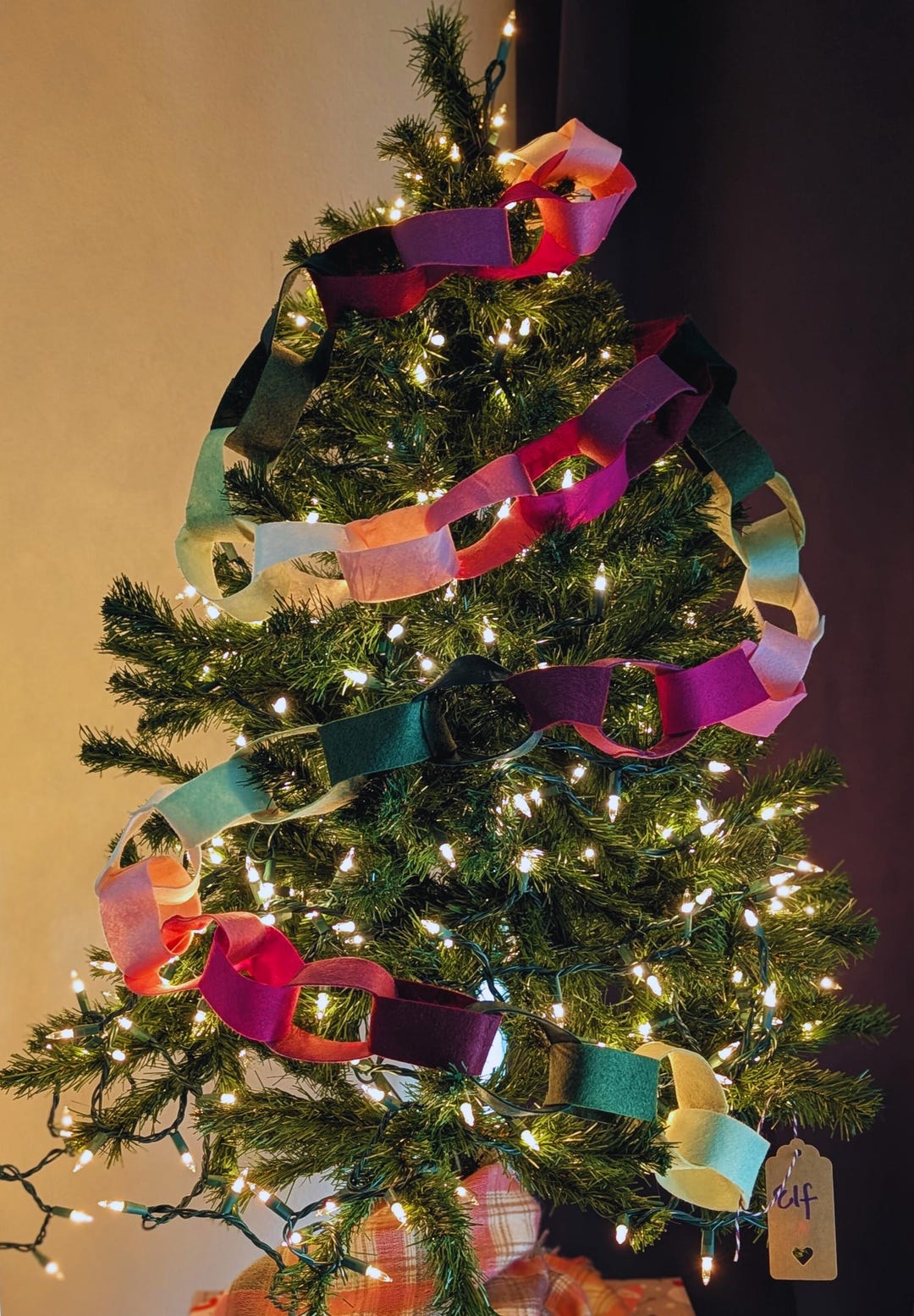 Handmade Felt Chain Garland Inspired by Elf - Etsy