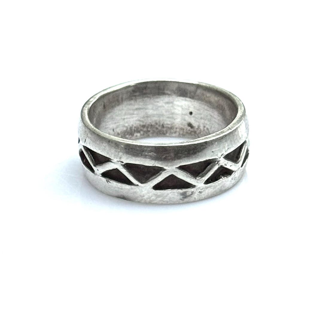 Vintage Sterling Silver Shadowbox Style Band Size 5 - Etsy
