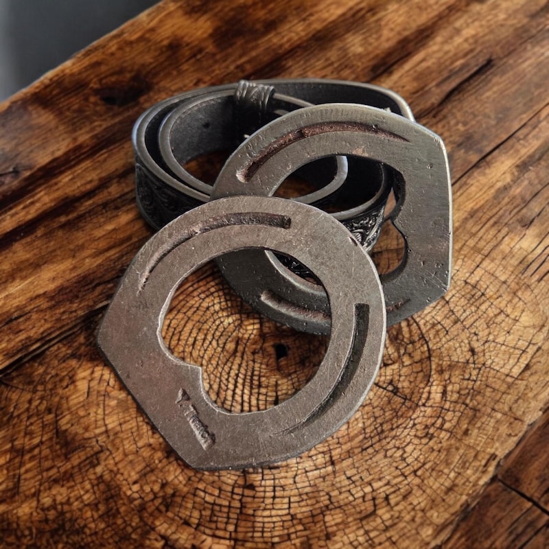 Western Buckle Horse Shoe - Etsy