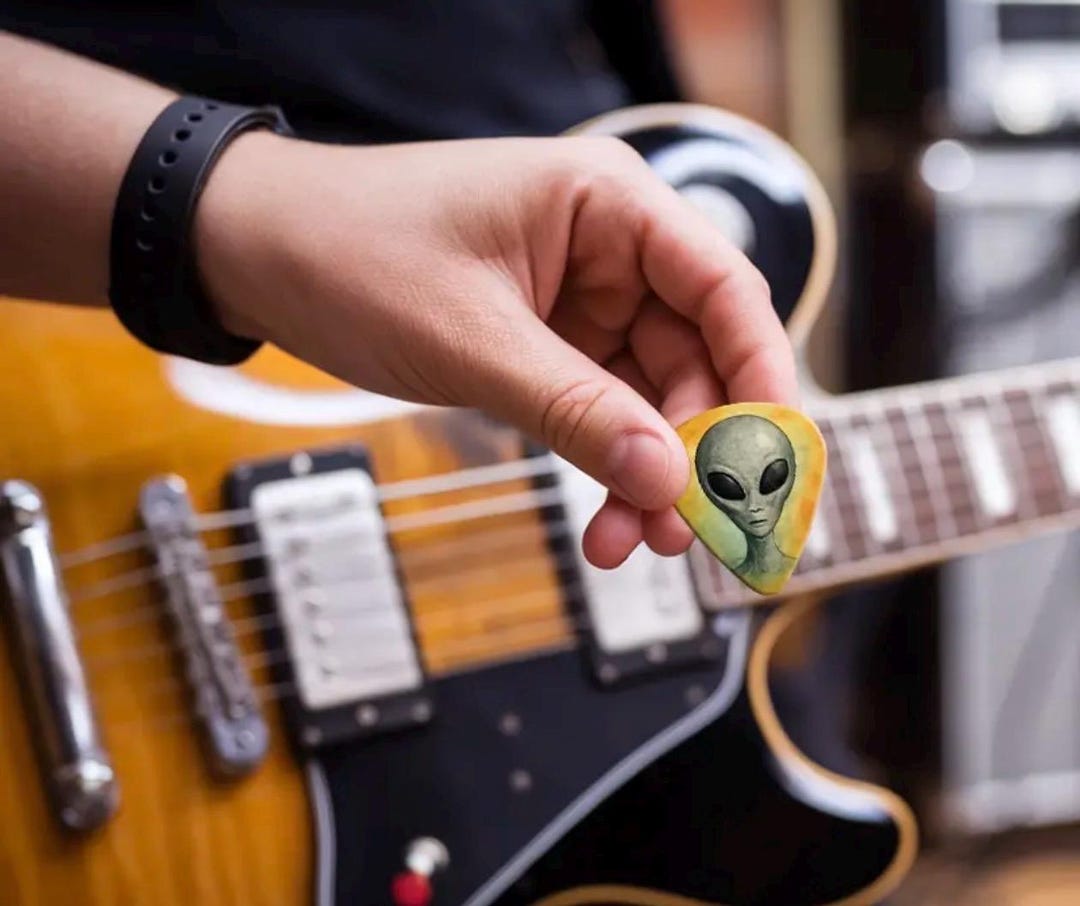 Green Alien Yellow Guitar Pick Set 6 Pack With Case - Etsy