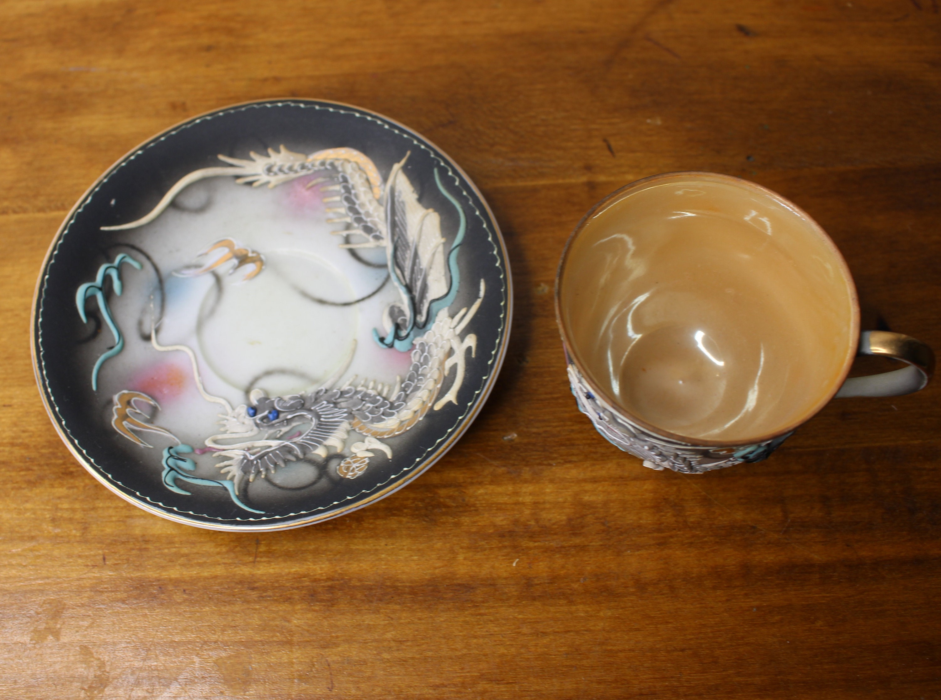 #22 Nikoniko Dragonware Moriage Bone China Teacup & Saucer Demitasse ...