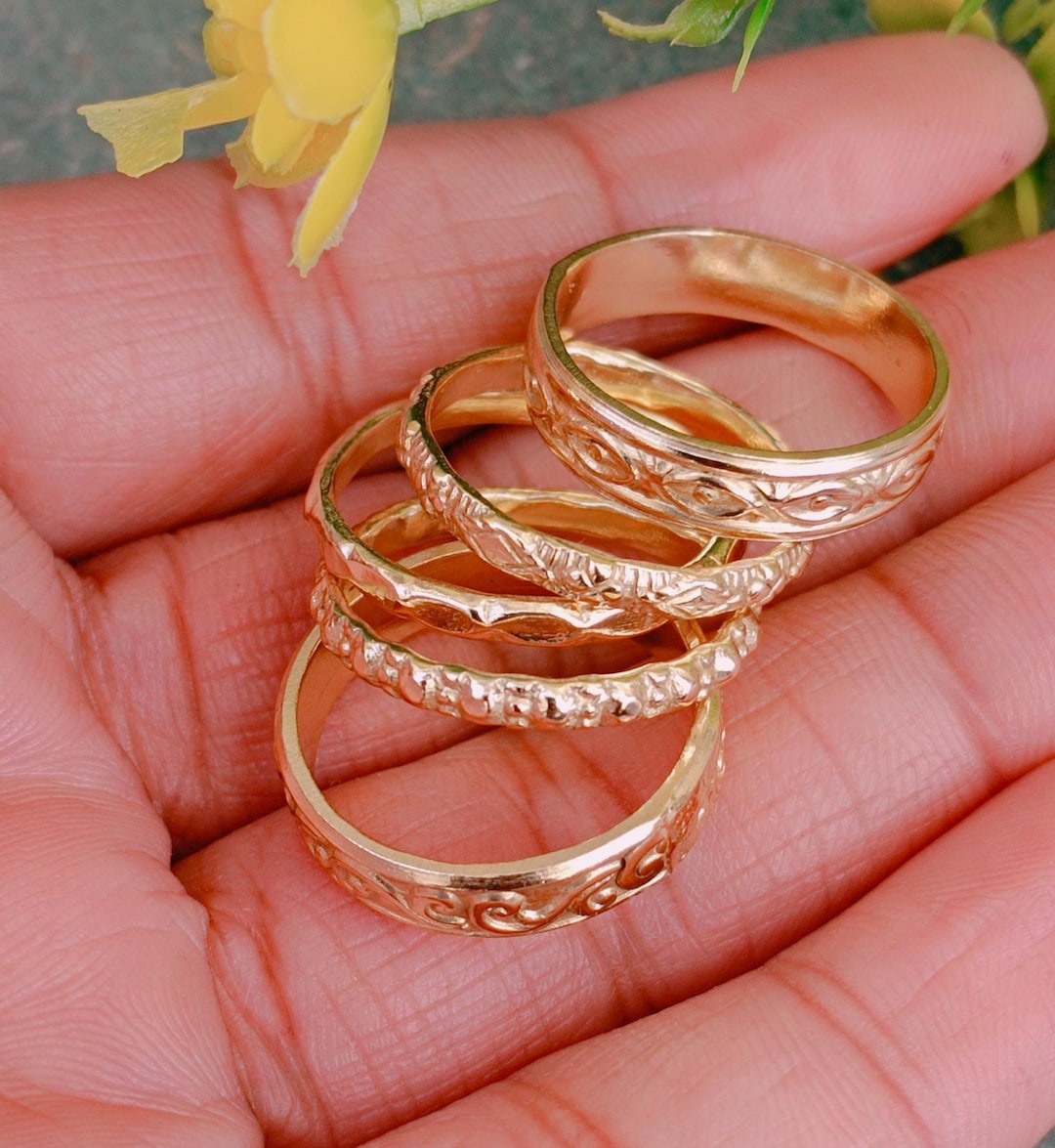 Handmade Gold Filled Stacking Rings: Set of 5 Thin & Thick Bands - Etsy