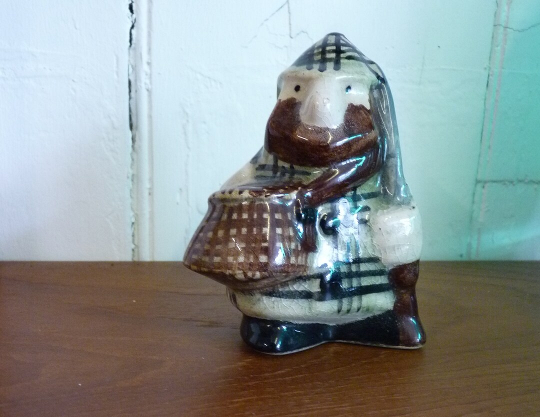 VINTAGE Scottish Pottery Figure Poacher Ghillie by MARLAW HAMILTON ...