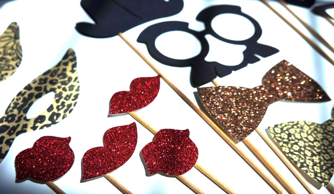 Vintage Inspired Photo Booth Props - 20 Piece Set - Features Gorgeous ...