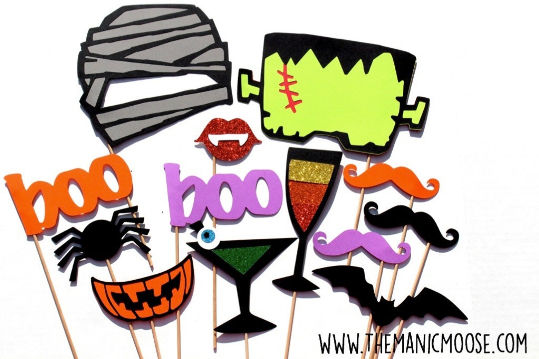 Halloween Photo Booth Props - Halloween Party Props - 13 Piece Set ...