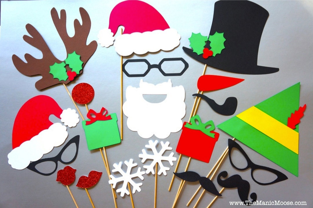 Family Photo Christmas Props - 20 Piece Set - GLITTER Photobooth Props ...