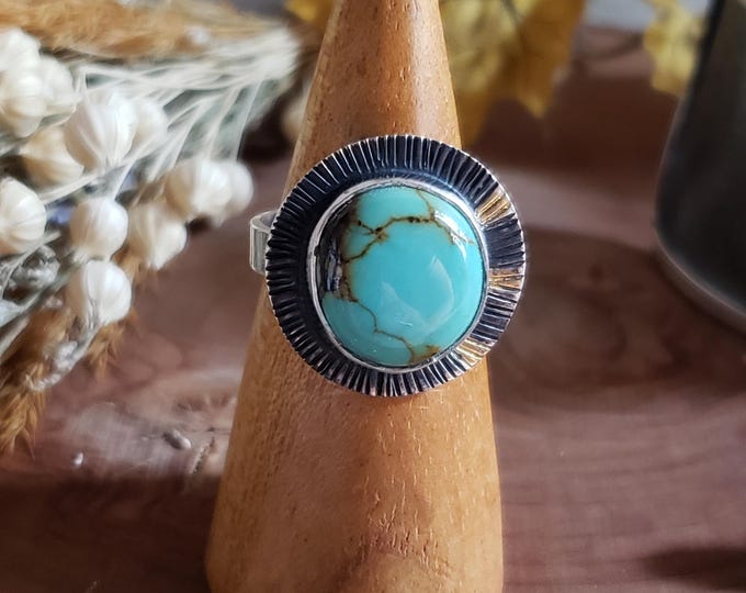 Turquoise Round Stone Ring With Textural Border and 24k Gold Keum-boo ...