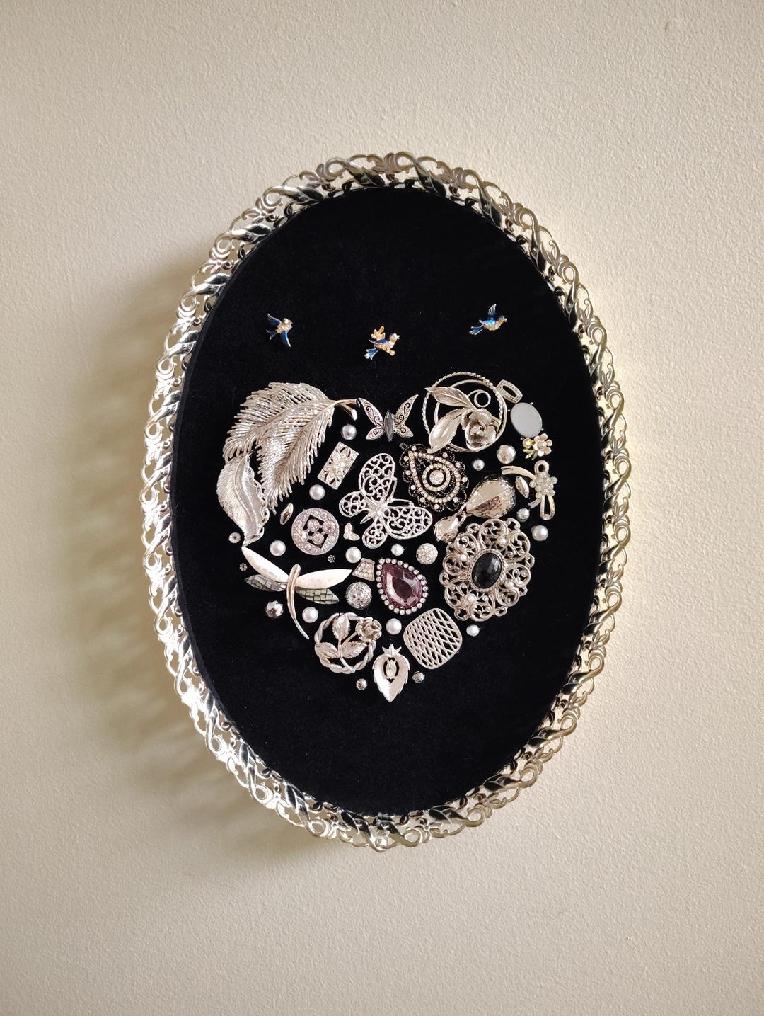 Repurposed Jewelry Heart Collage – Vintage Vanity Frame Wall Art ...