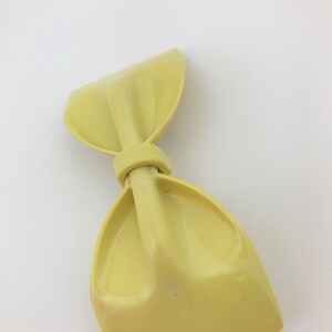 Vintage Large Yellow Hard Plastic Hair Bow Hair Clip, Yellow Hair Clip ...