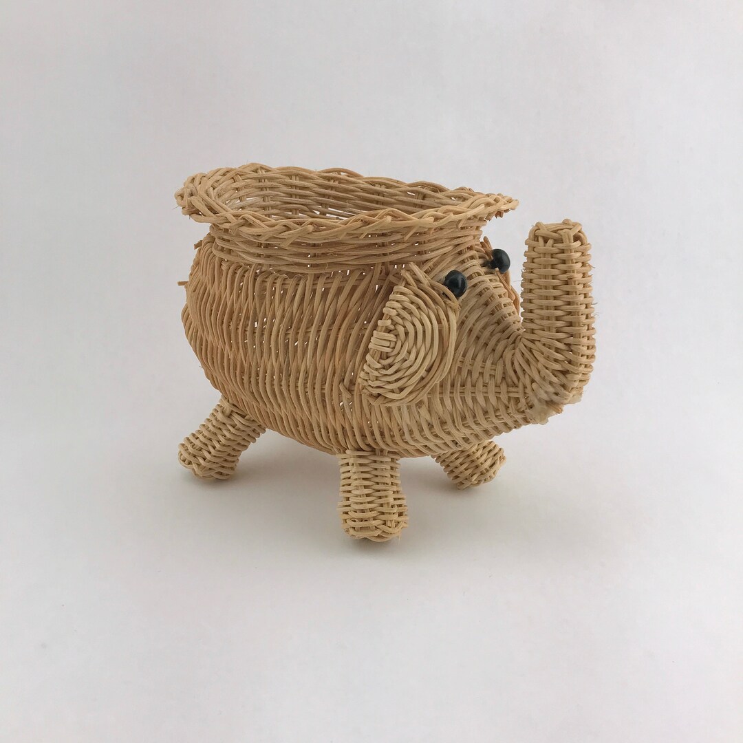 Vintage Wicker Elephant Basket/plant Holder, Elephant Shaped Basket - Etsy
