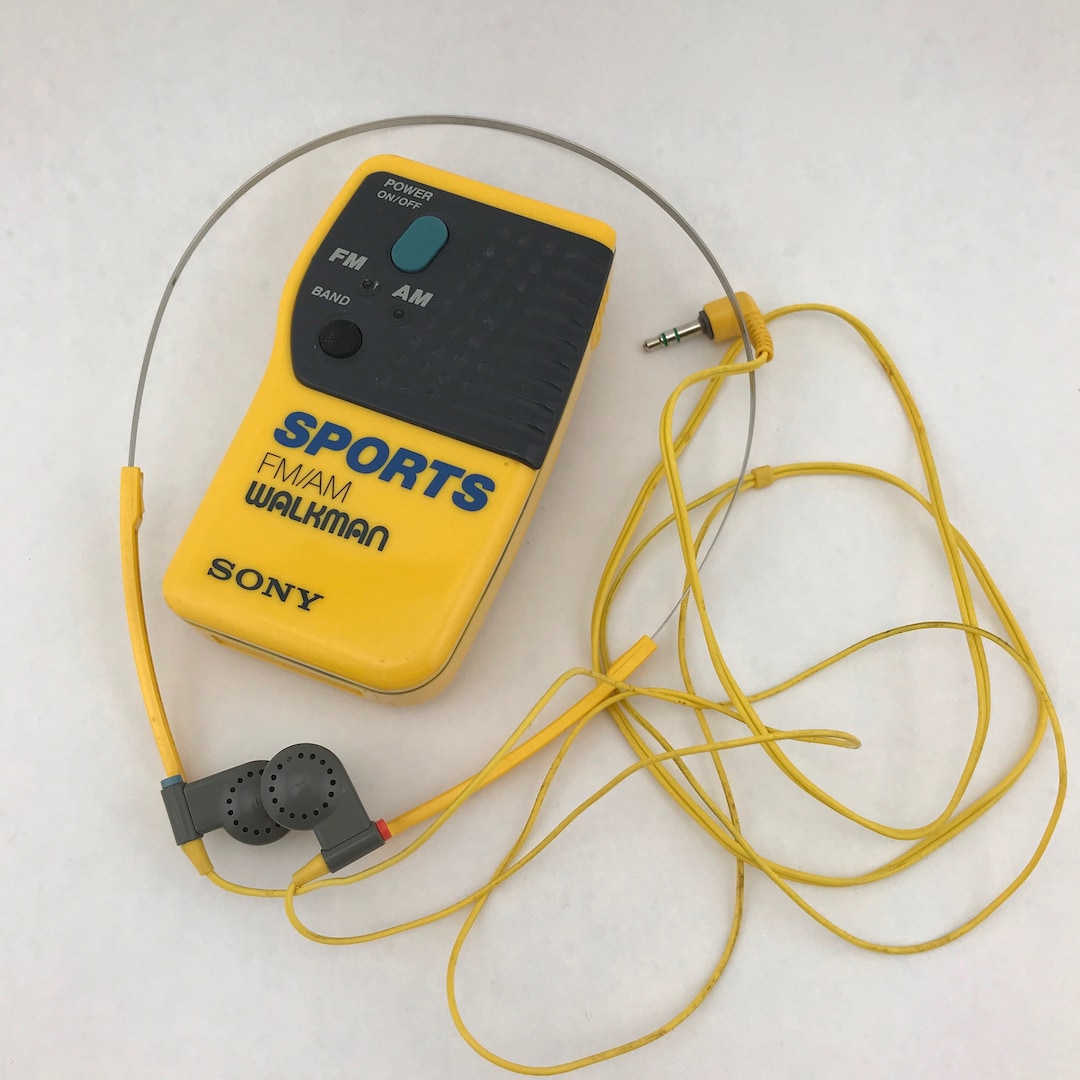 Vintage Sony Sports Walkman, FM/AM Radio, SRF-8, Walkman With ...