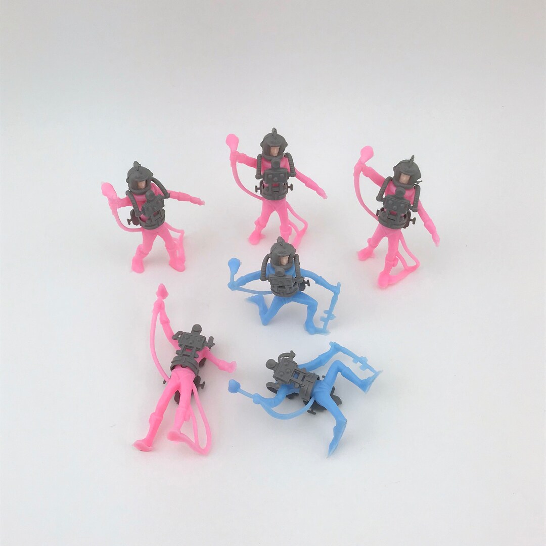 Vintage Pink and Blue Space Men Plastic Figures, Spacemen, Swoppets ...