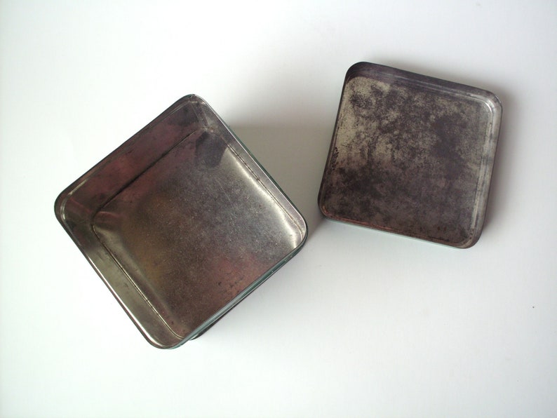 Vintage Superfamous Metal Tin, Super Famous Clock Tin, Metal Clock Box ...