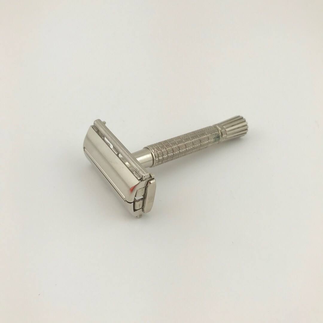 Vintage Gillette F2 Super Speed (?), 1960's Silver Tone Double Edge ...