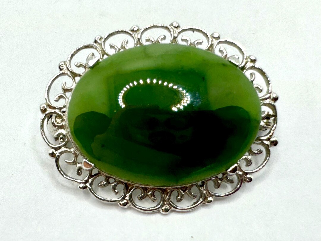 NICE Vintage 60s Large Jade Stone Cabochon Silver Filigree Edge 1.25 ...