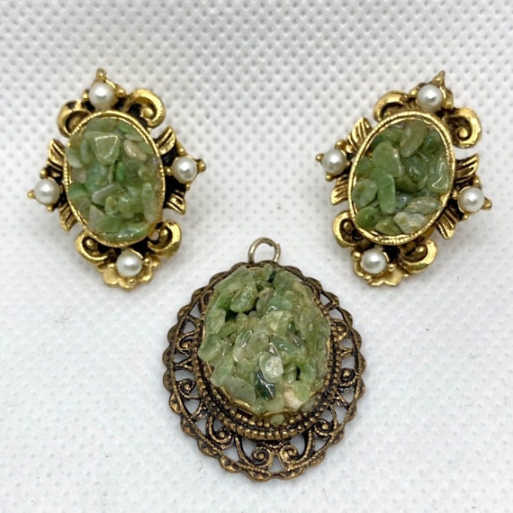 Set 3 Vtg 50's GREEN JADE STONES Bead Cluster Clip On… - Gem