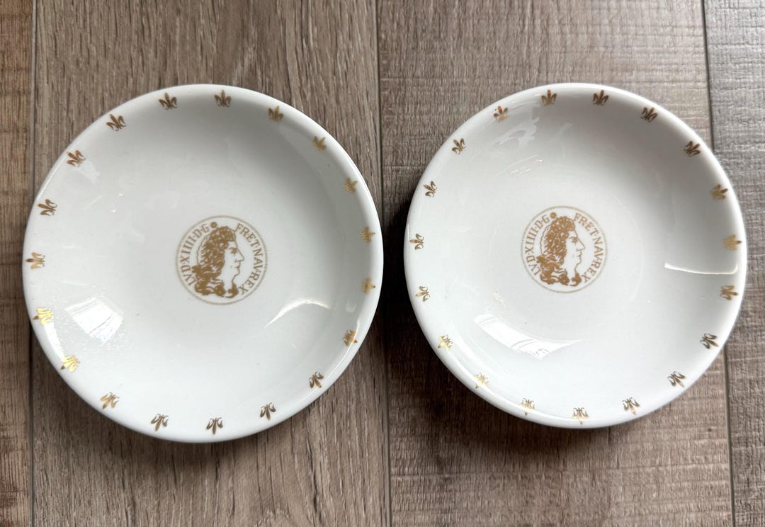 RARE Cafe Louis XIV Rockefeller Center NYC Mayer Restaurant Ware Gold ...