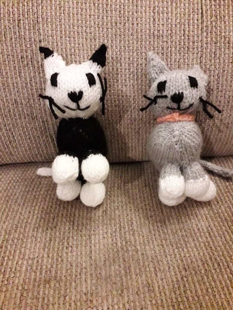 Hand knitted toys cat kitten | Etsy