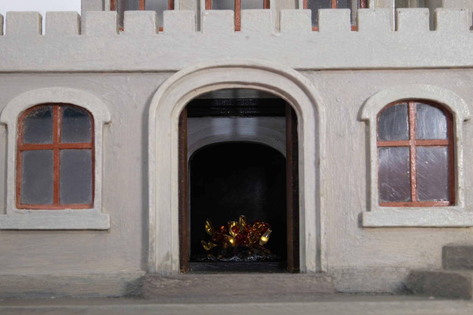 1:48 Miniature Castle, Quarter Scale Dollhouse, Ready Made Fantasy ...