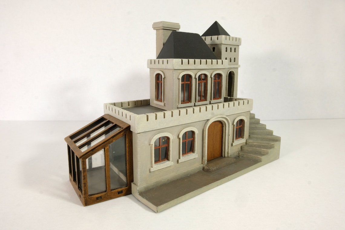 1:48 Miniature Castle, Quarter Scale Dollhouse, Ready Made Fantasy ...