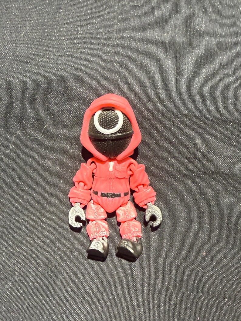 Survival Game Guard Figures & Challenge Doll - Etsy