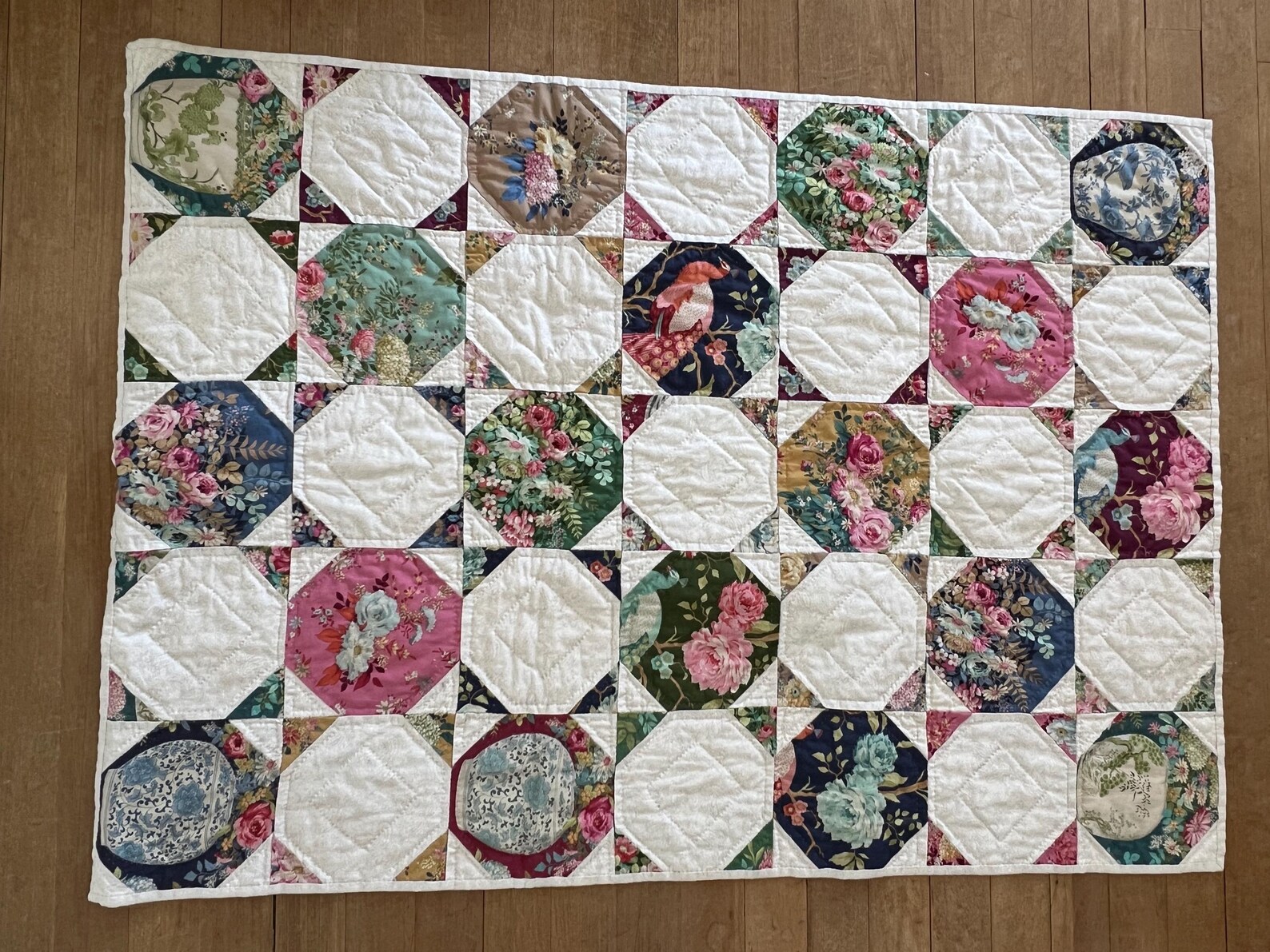 Modern Floral Snowball Quilt - Etsy