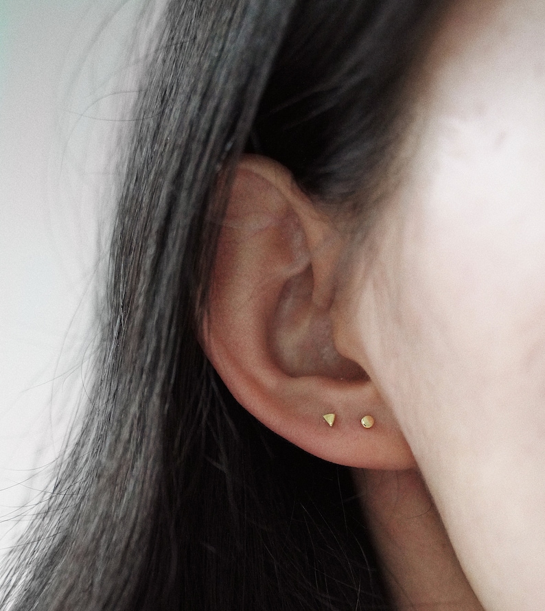 Tiny Circle Earrings - Small Dot Minimalist Studs - Simple & Dainty ...
